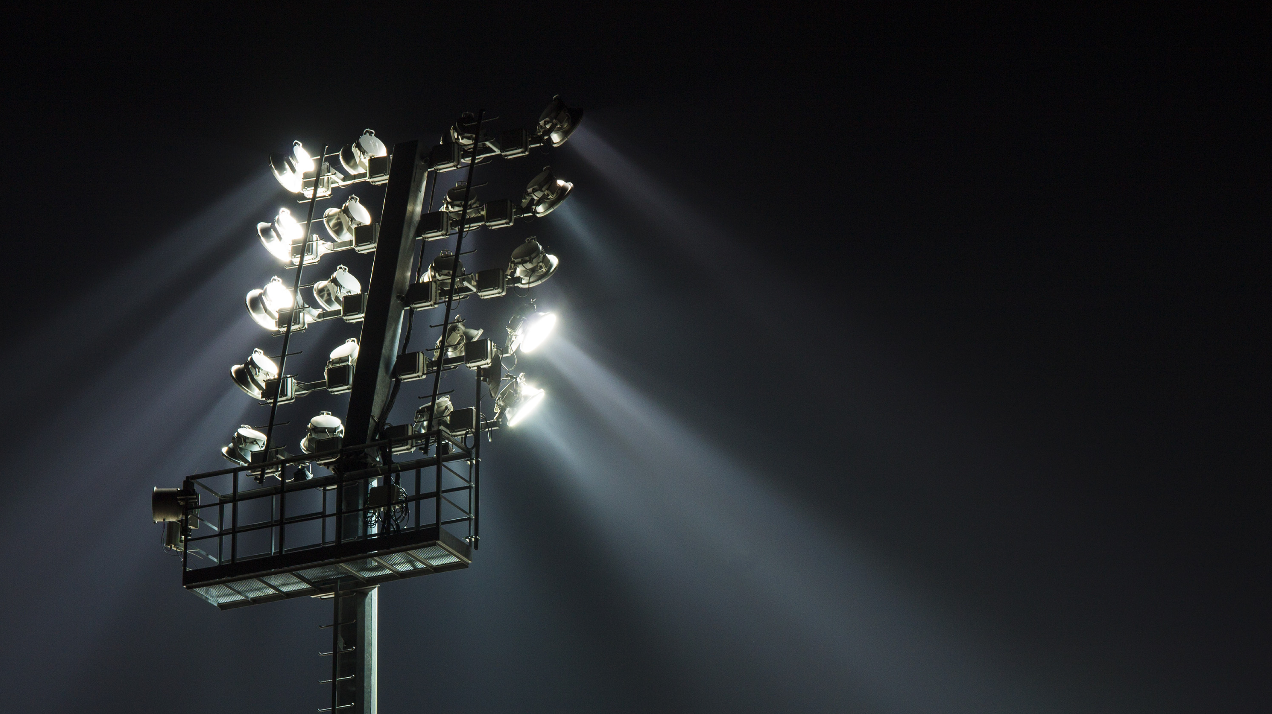Chris Minns fumbles the NFL, and Victoria is running it in for a ...